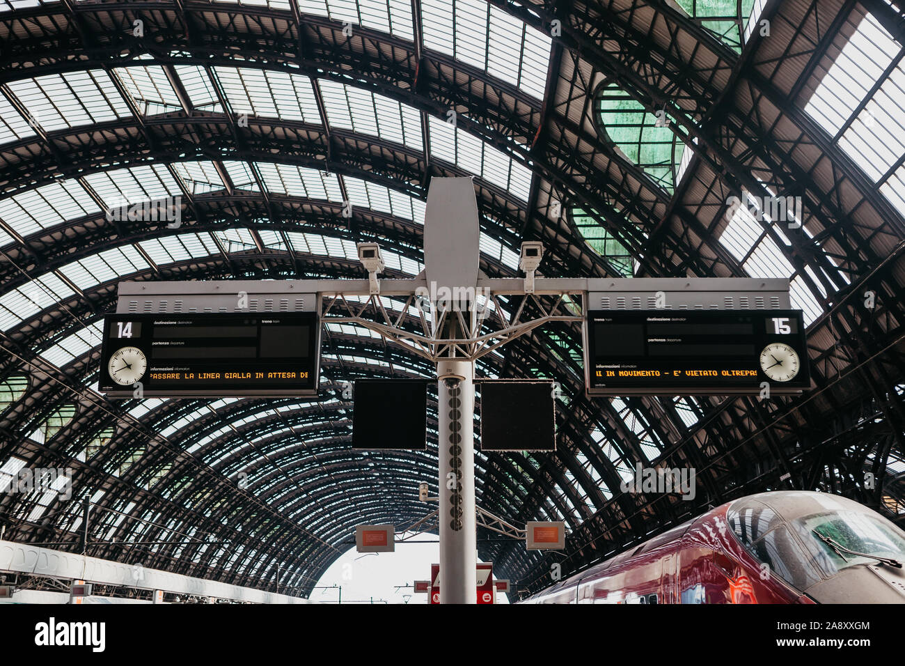 Train Time Display Boards High Resolution Stock Photography and Images ...