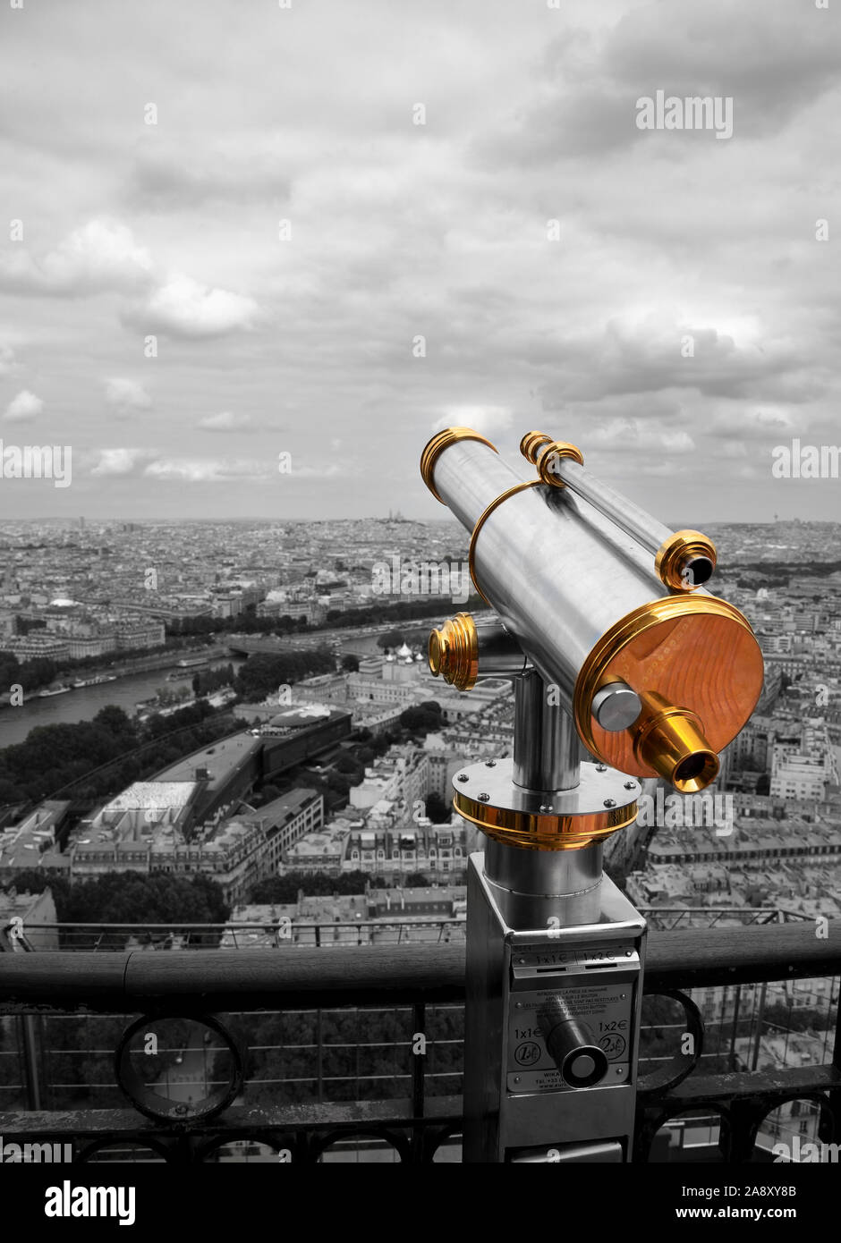 Telescope on Eiffel Tower Stock Photo - Alamy