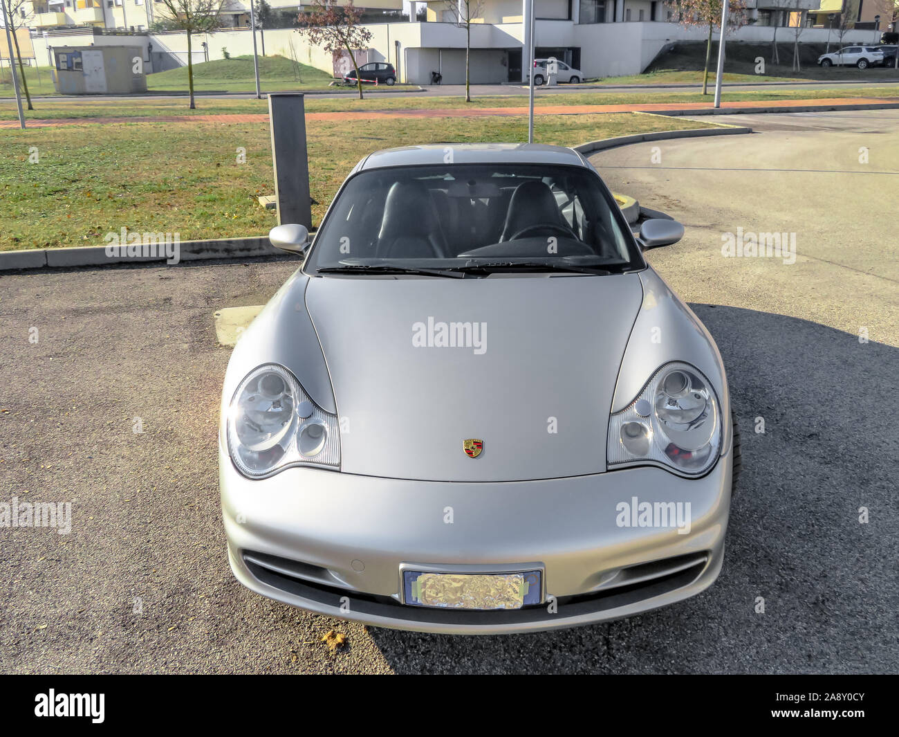Car race track top view hi-res stock photography and images - Alamy