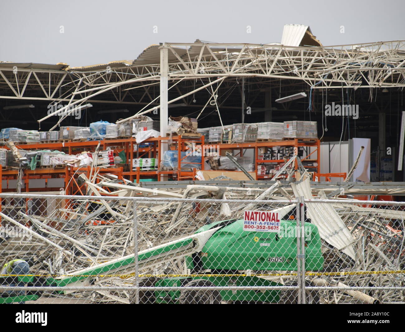 Tornado sirens hi-res stock photography and images - Alamy
