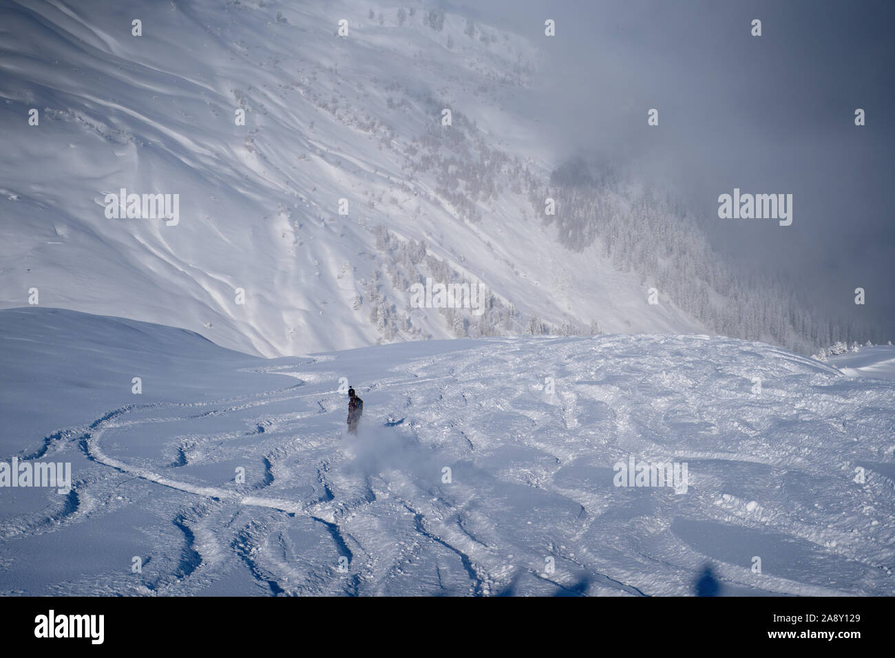 Ski marks hi-res stock photography and images - Alamy