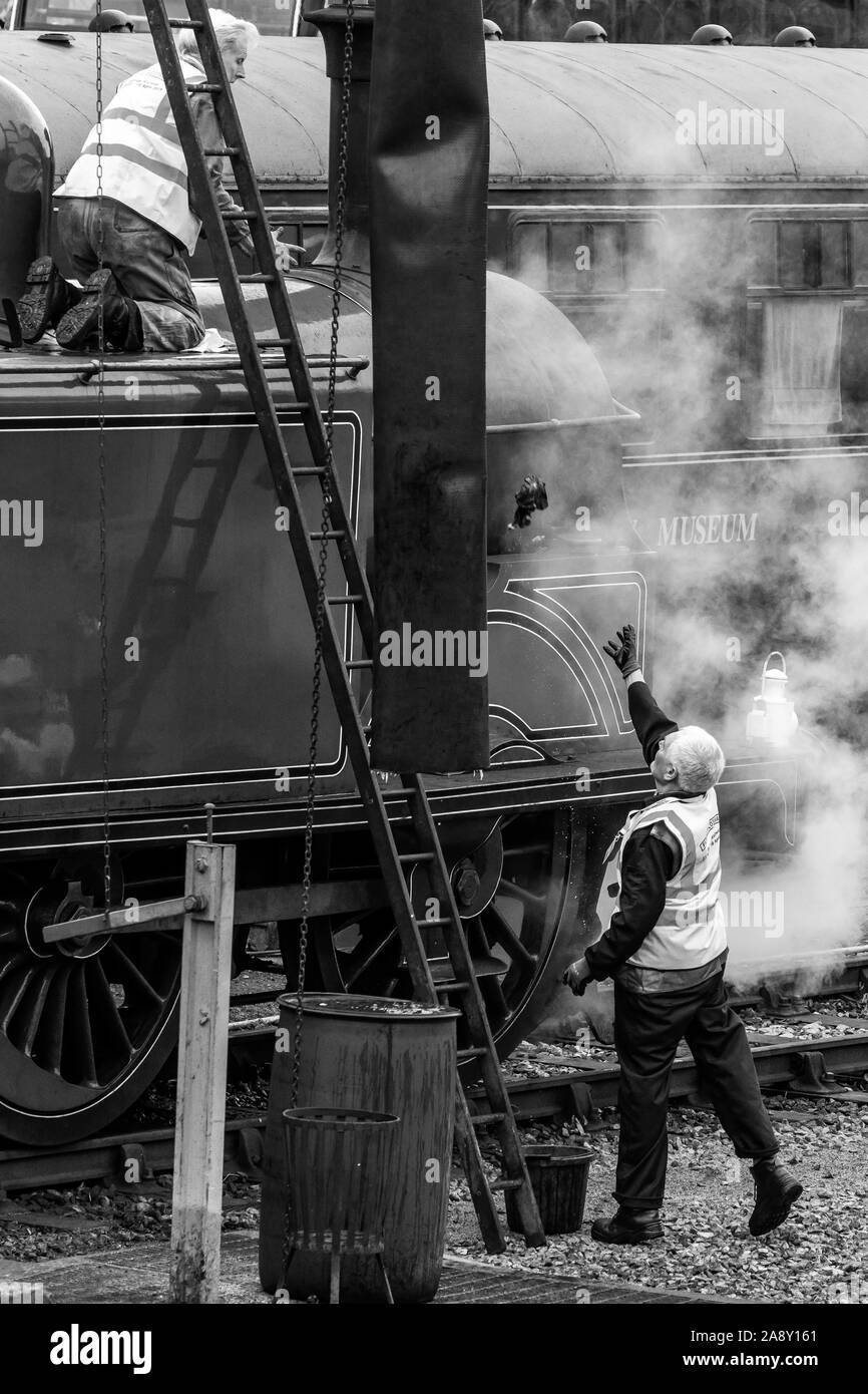 Black rail worker uk hi-res stock photography and images - Alamy