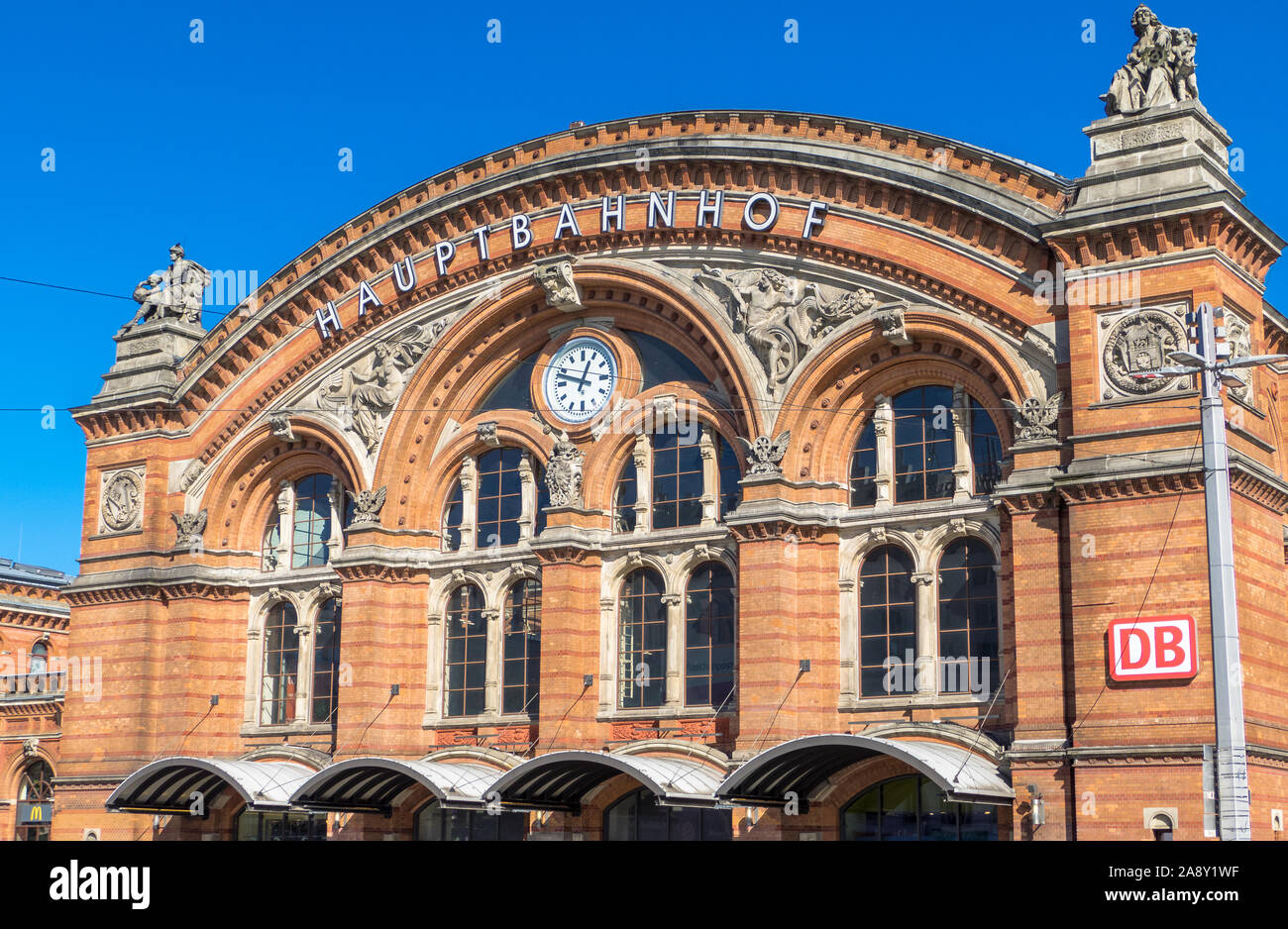 Bremen central station hi-res stock photography and images - Alamy