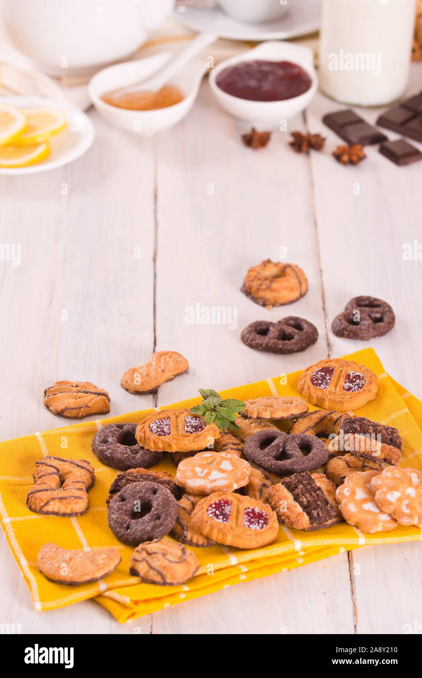 Shortcrust pastry biscuits Stock Photo - Alamy