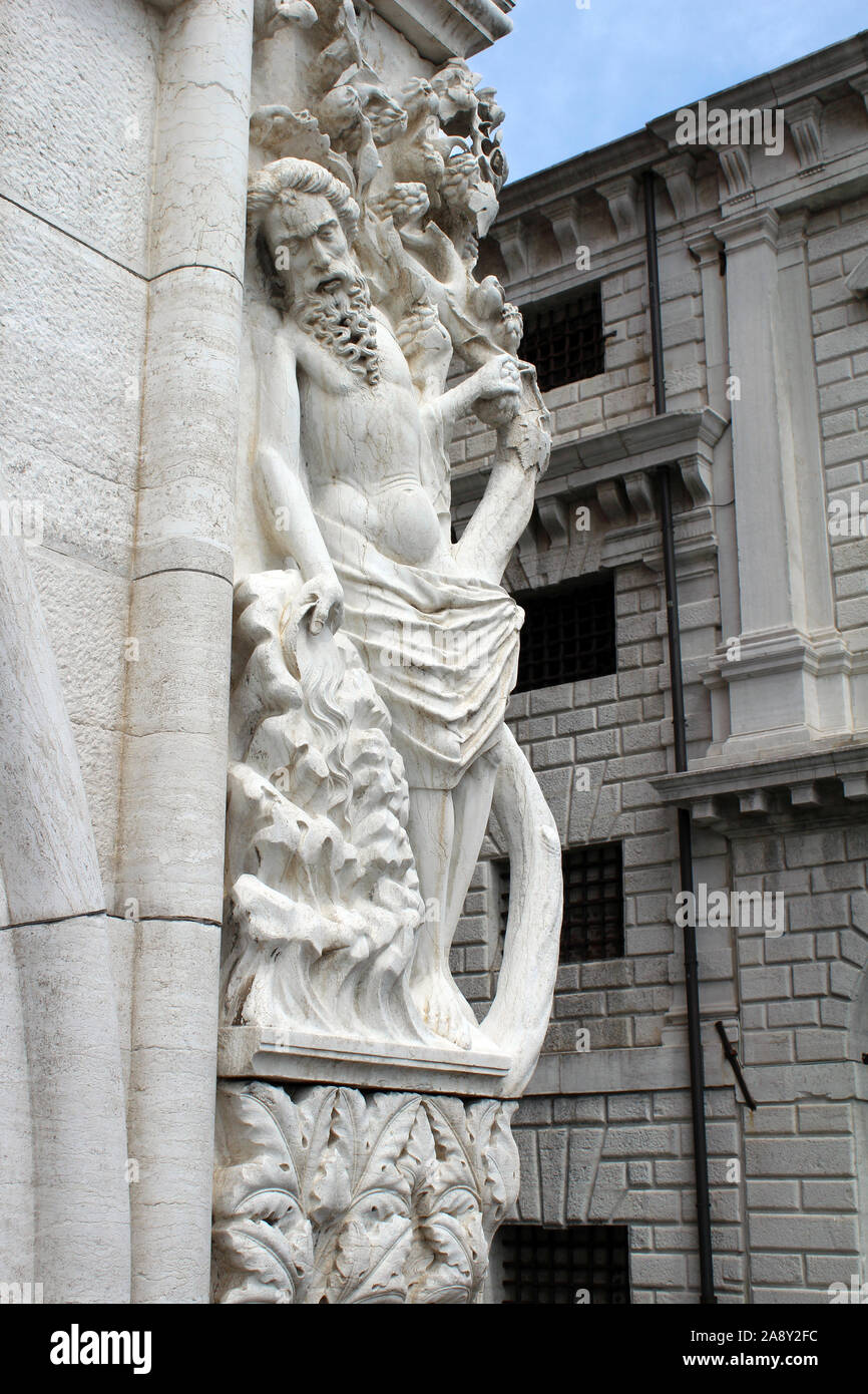 St marks square side view hi-res stock photography and images - Alamy