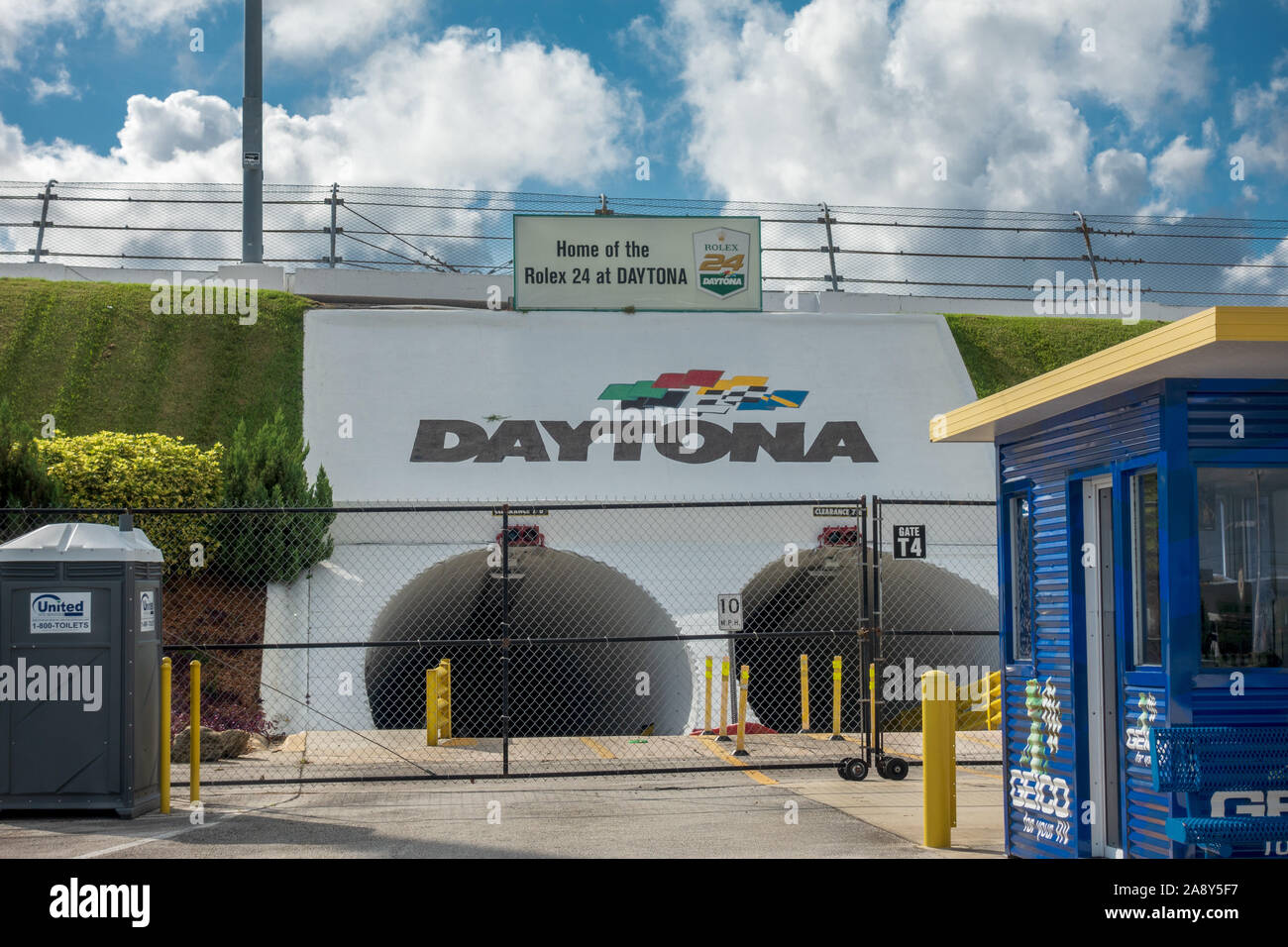 Daytona international speedway hi-res stock photography and images - Alamy