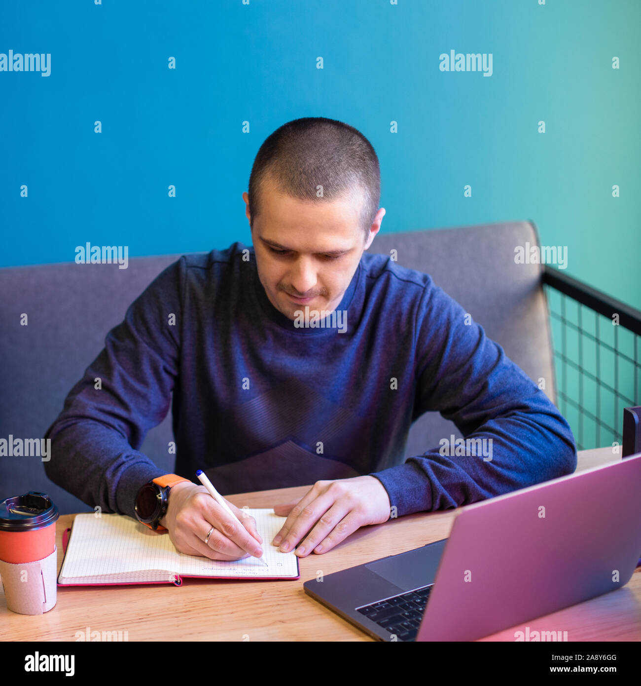 Laptop writing hi-res stock photography and images - Alamy