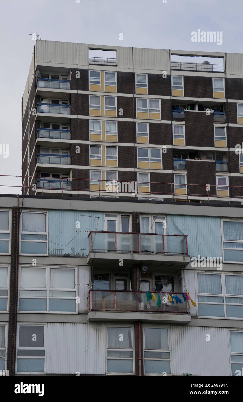 Uk social housing repairs hi-res stock photography and images - Alamy