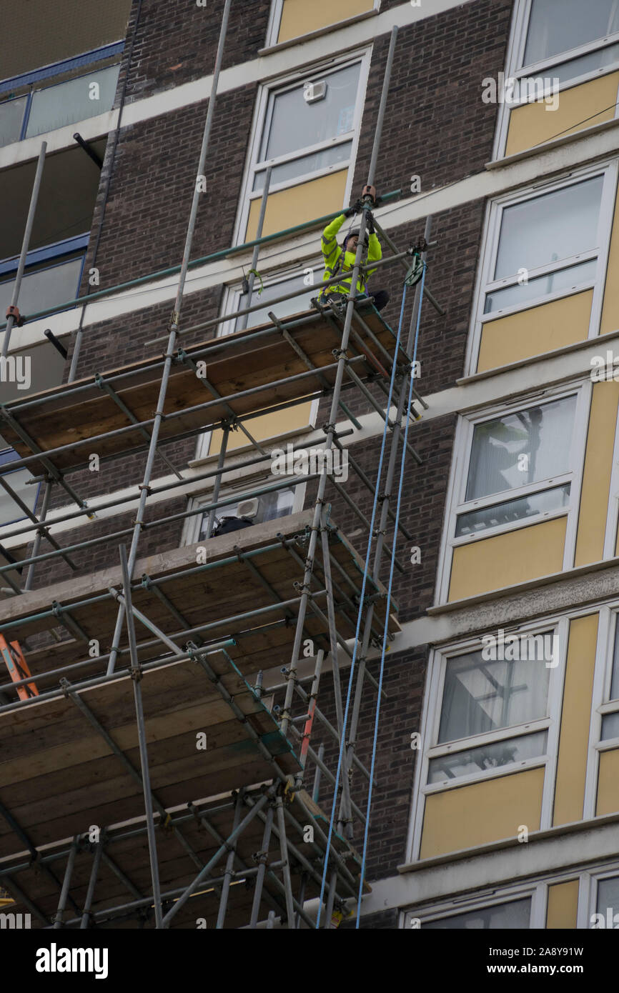 Uk social housing repairs hi-res stock photography and images - Alamy