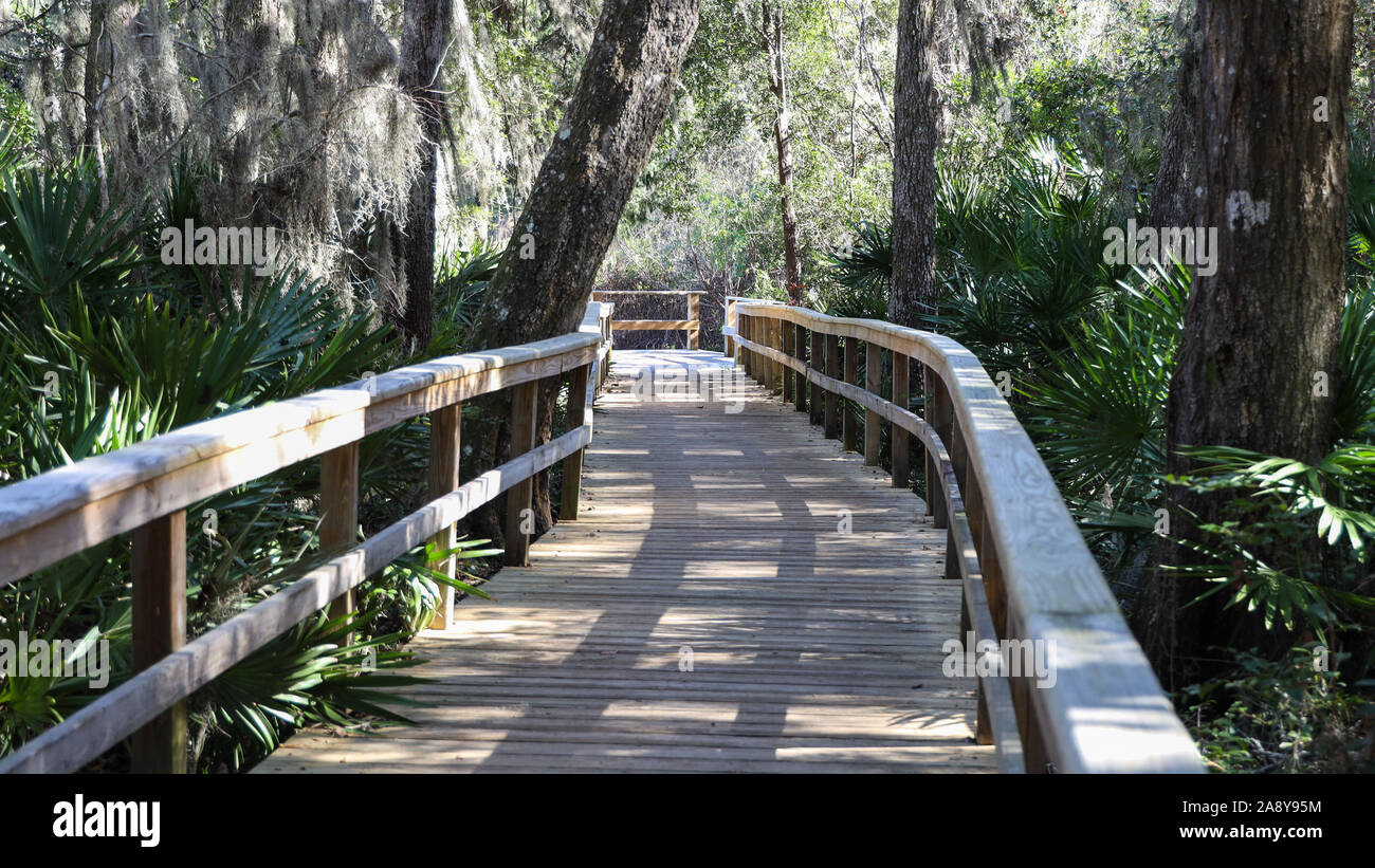 Raised trail hi-res stock photography and images - Alamy