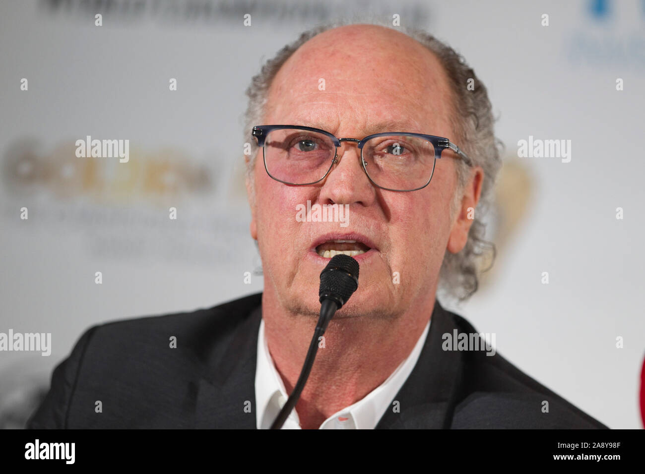 Paulo roberto falcao hi-res stock photography and images - Alamy