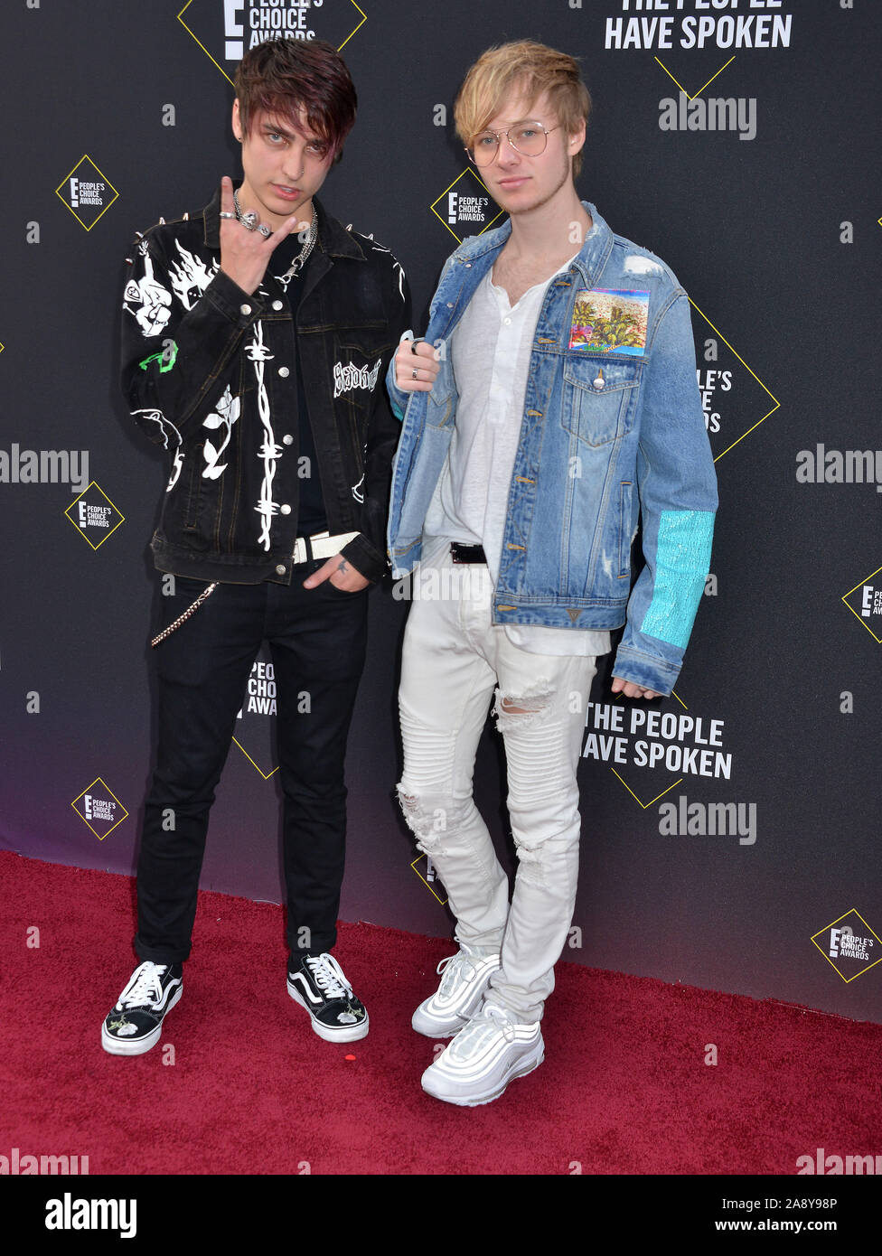 Los Angeles, USA. 11th Nov, 2019. Colby Brock, Sam Golbach attends the ...