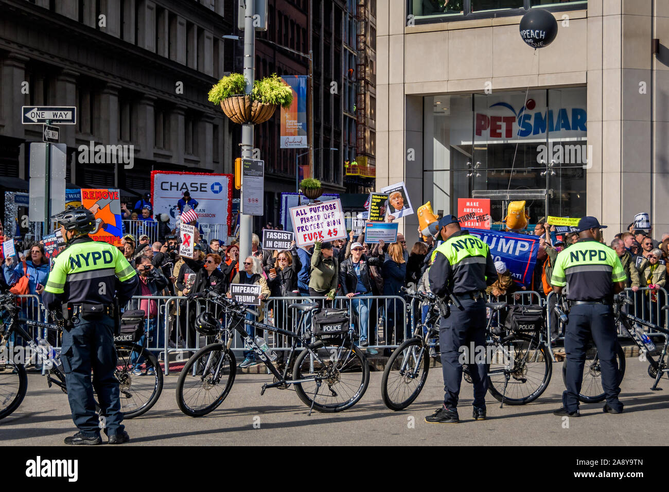 Cadet bone spurs hi-res stock photography and images - Alamy