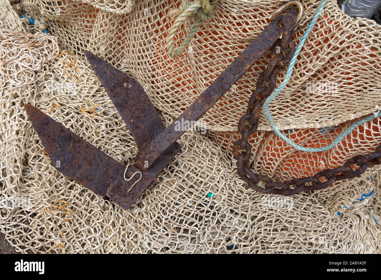 Nets anchor hi-res stock photography and images - Alamy