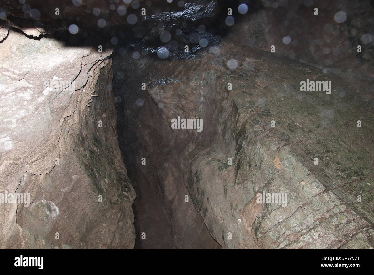 A view interior of the rocky walls the caverns Stock Photo - Alamy
