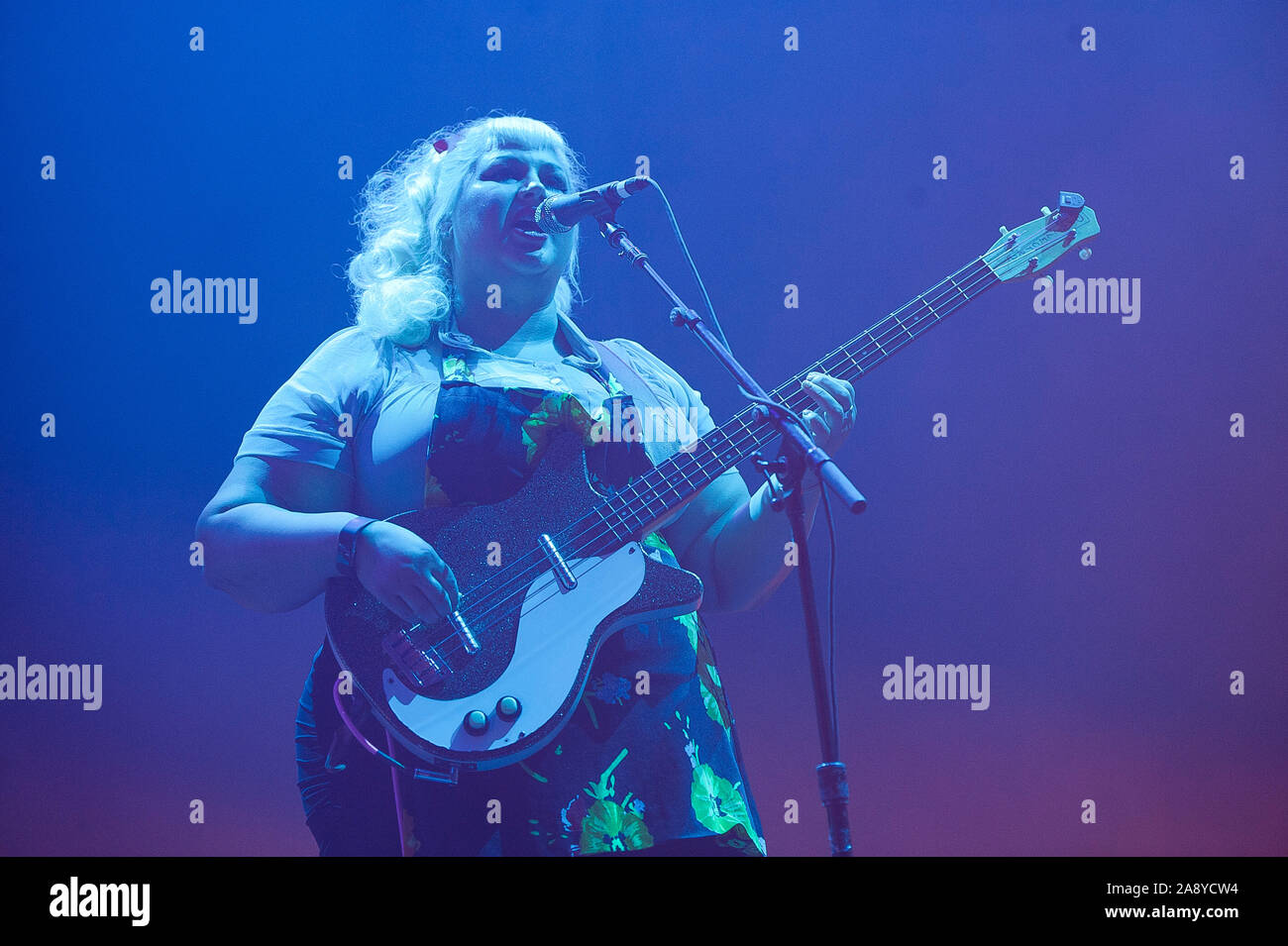 November 8, 2019 - Raleigh, North Carolina; USA - Musician SHANNON SHAW ...