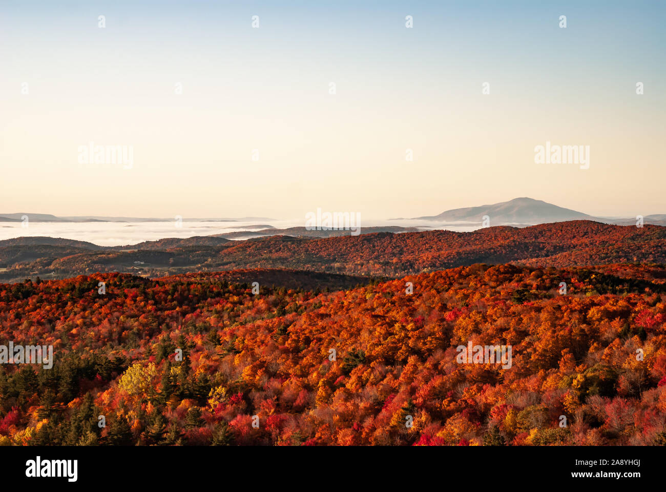 New hampshire fire tower hi-res stock photography and images - Alamy