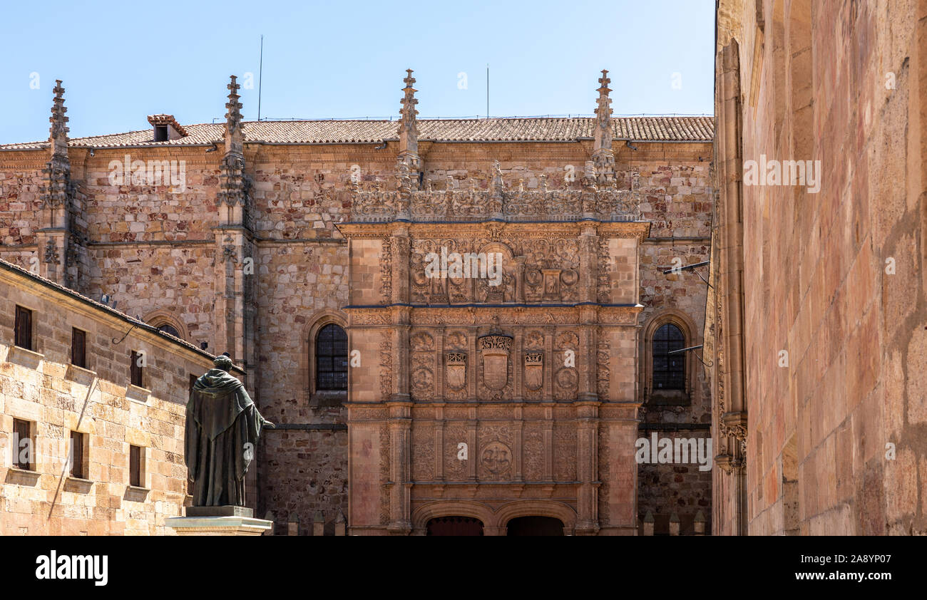 Plateresque architecture hi-res stock photography and images - Alamy