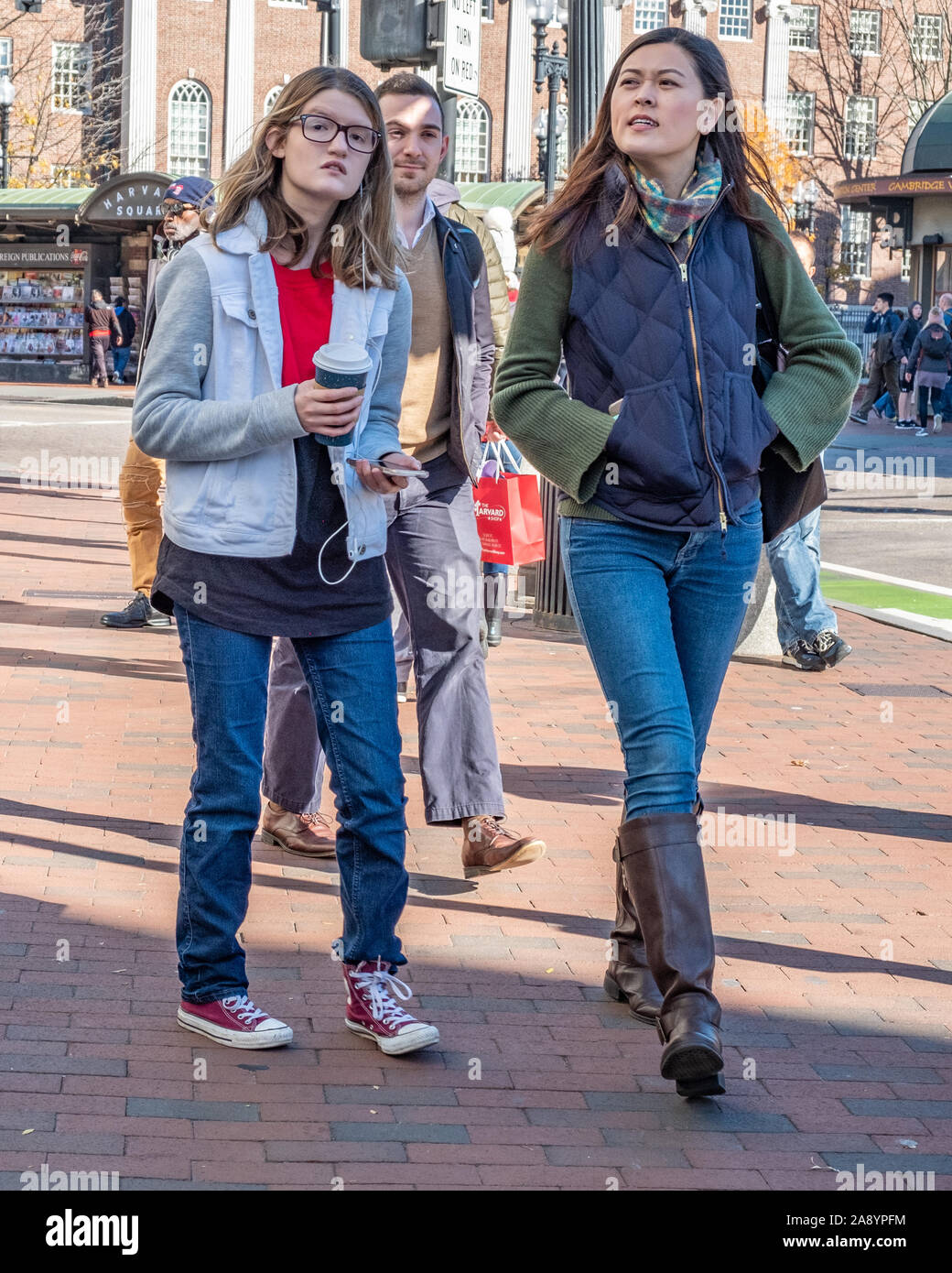 Real life students hi-res stock photography and images - Alamy