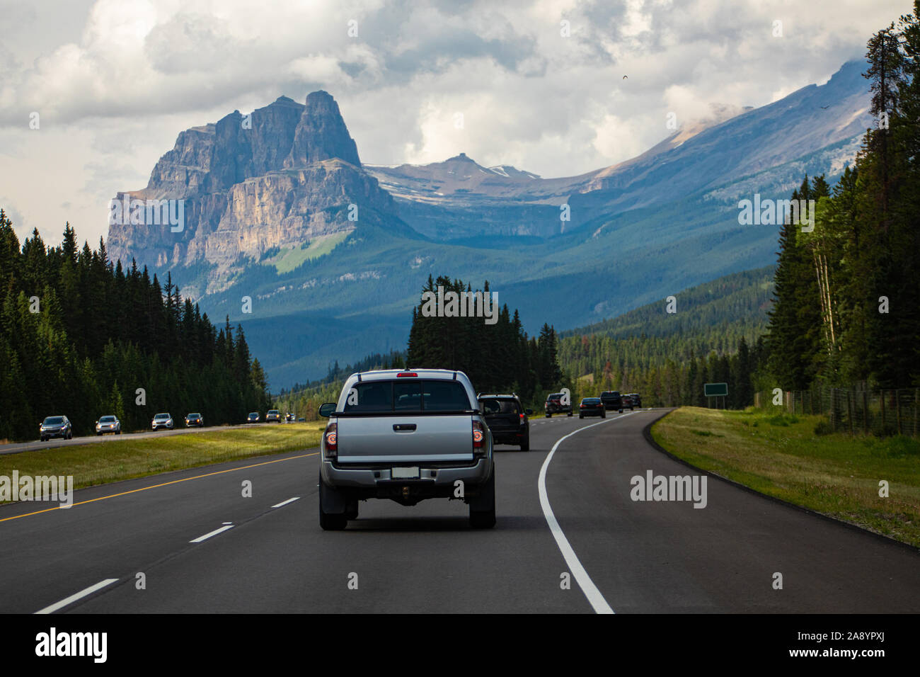 4 lane highway hi-res stock photography and images - Alamy
