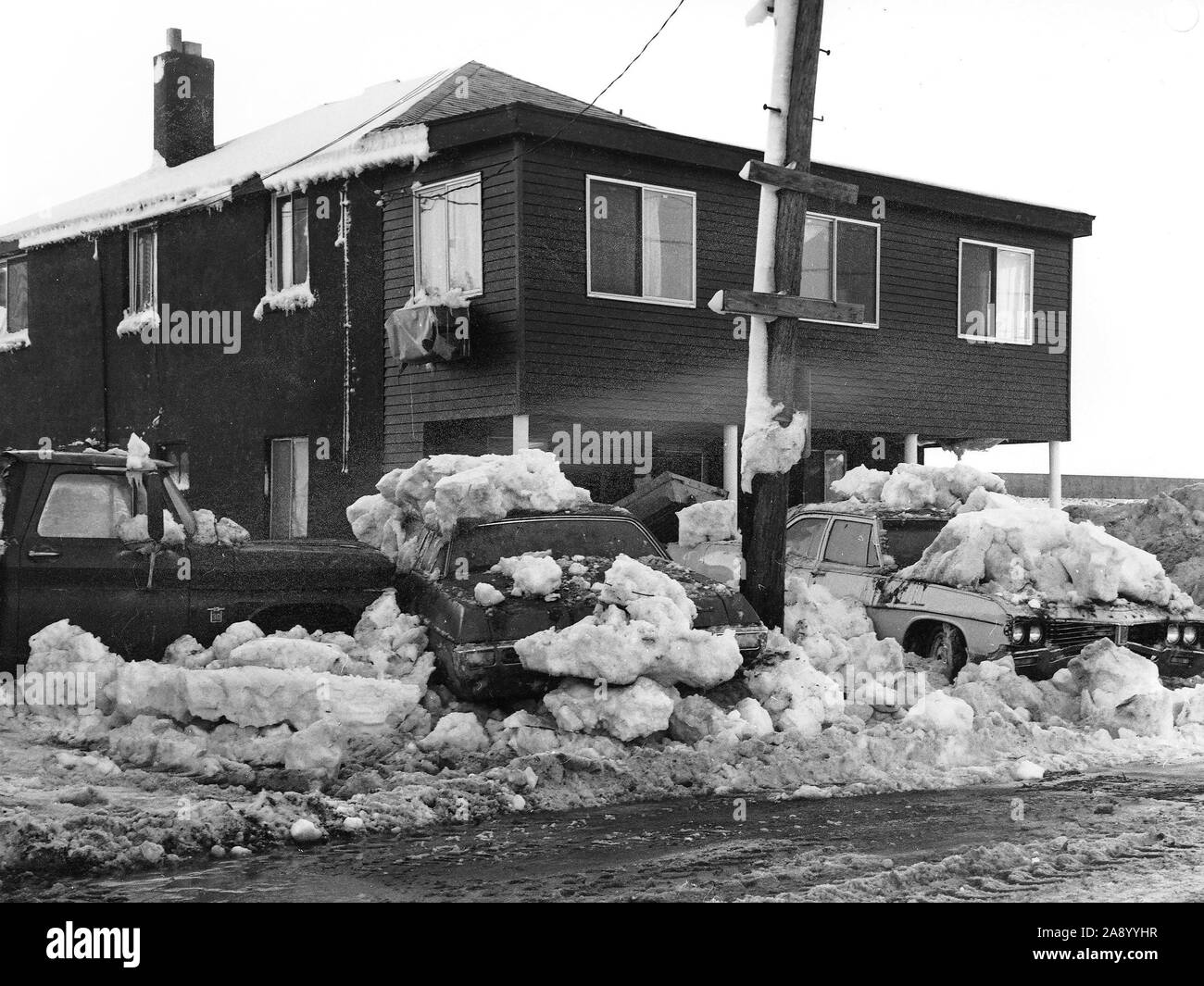 1970s blizzard aftermath hi-res stock photography and images - Alamy