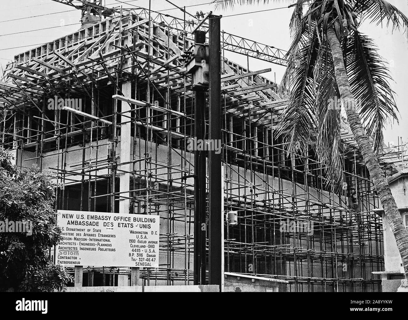 1970s dakar senegal chancery office building hi-res stock photography ...