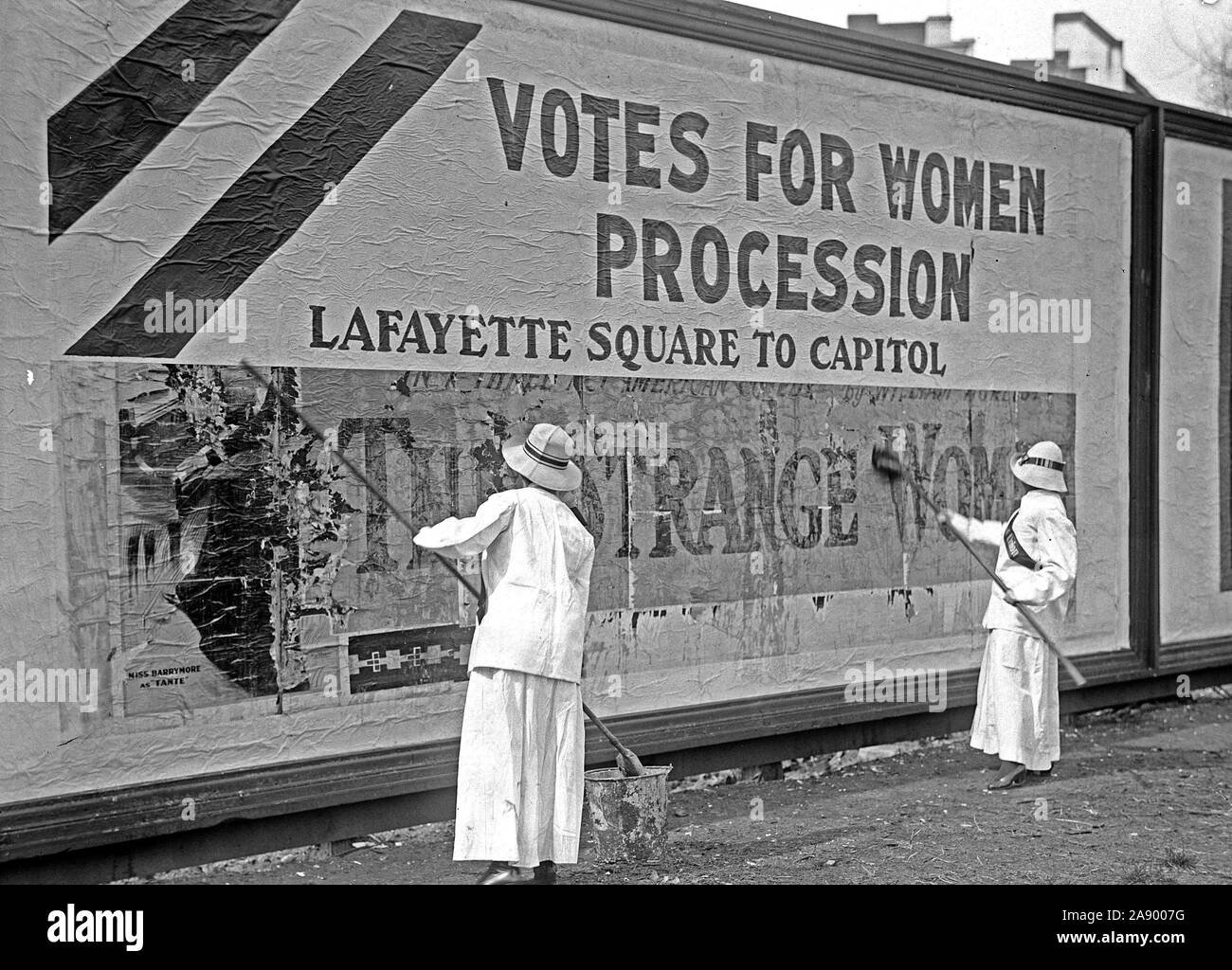Suffragettes history historical hi-res stock photography and images - Alamy