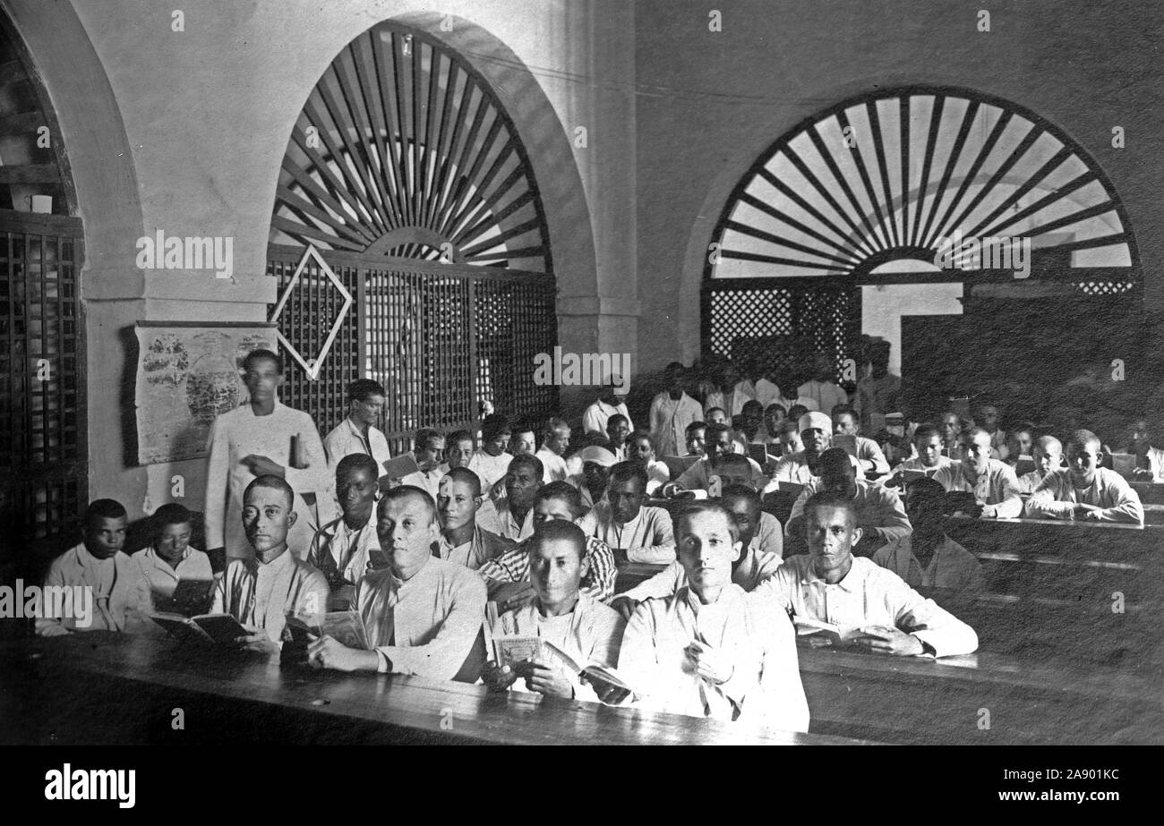 Puerto rico students early 1900s hi-res stock photography and images ...
