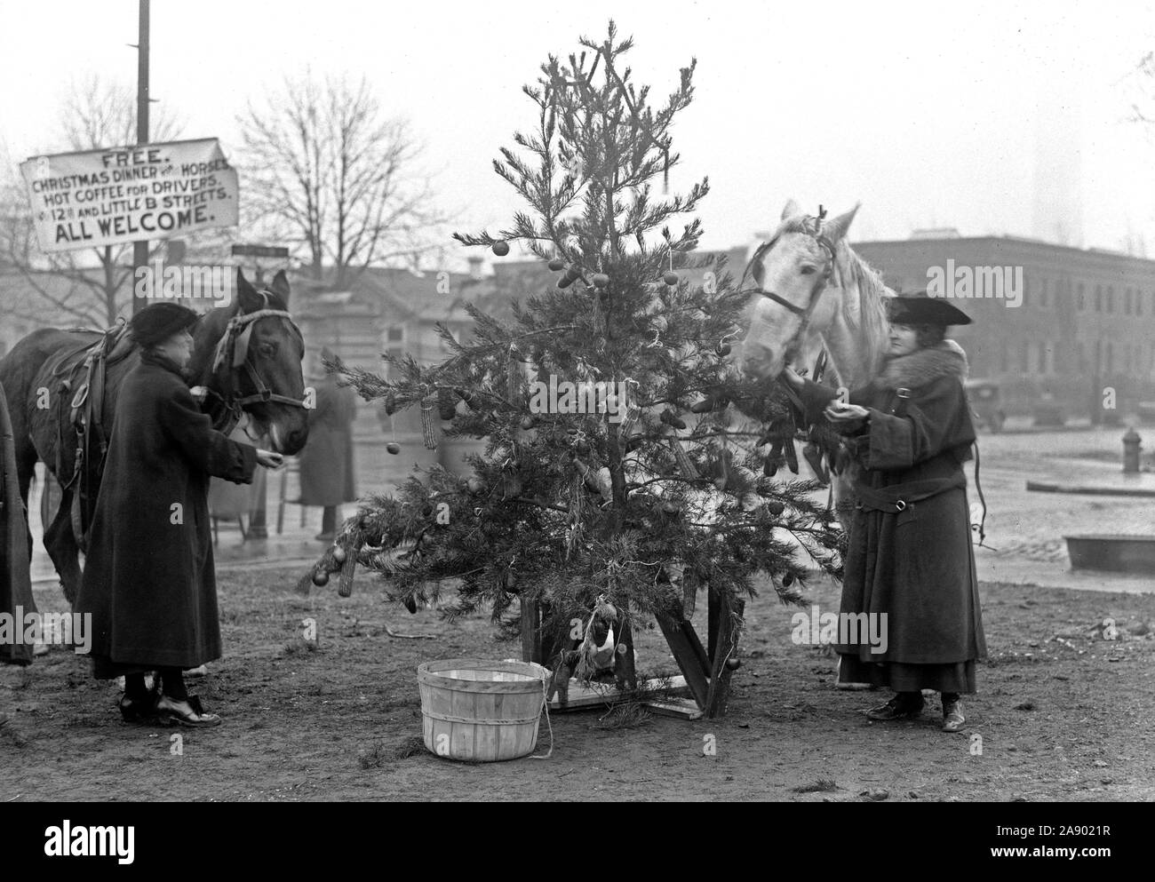Christmas 1918 hi-res stock photography and images - Alamy