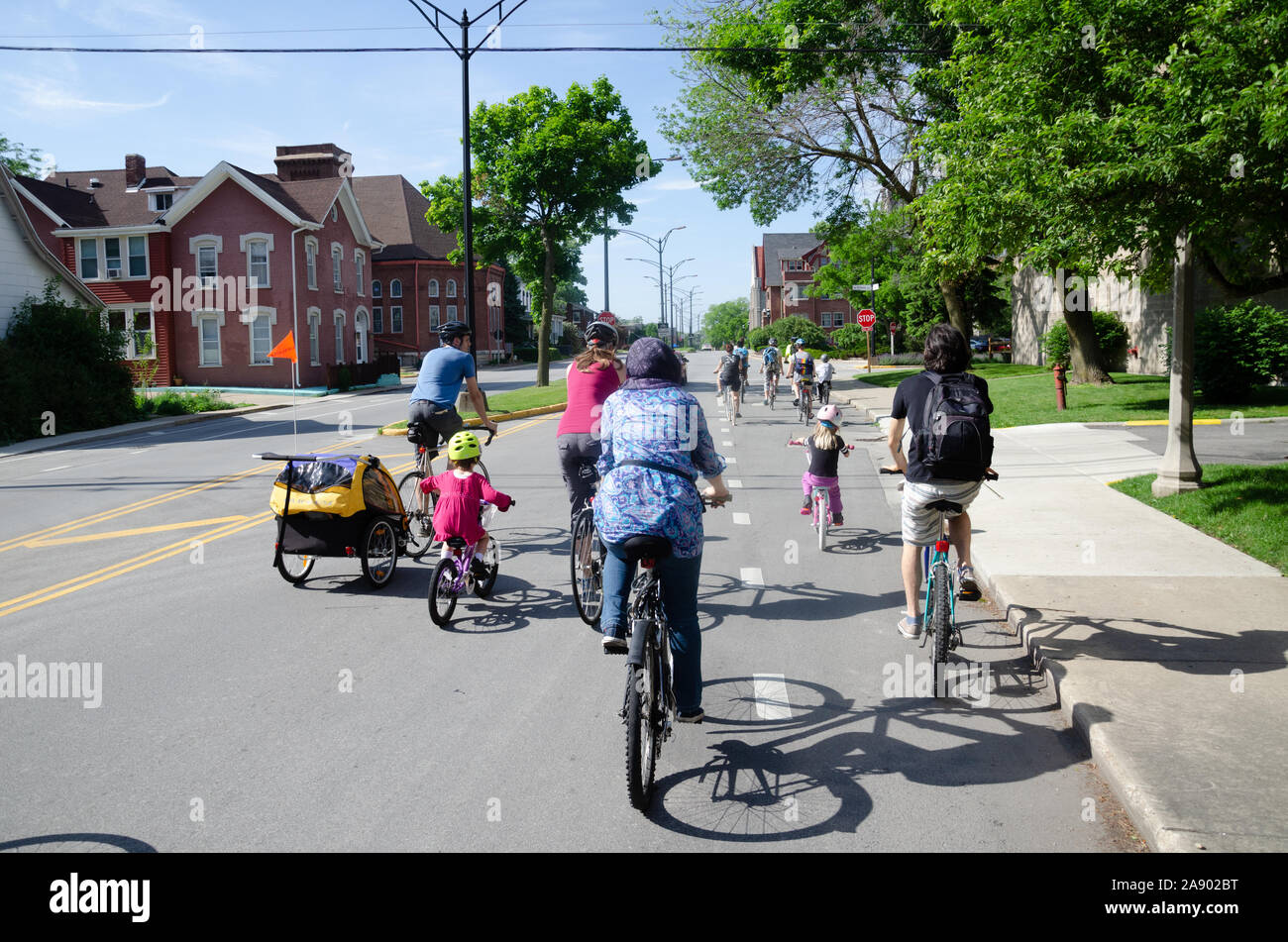 Group Bike Ride High Resolution Stock Photography and Images - Alamy