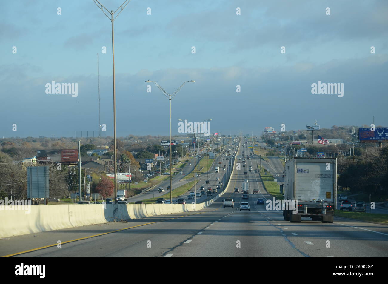Highway freeway interstate in Texas Stock Photo - Alamy
