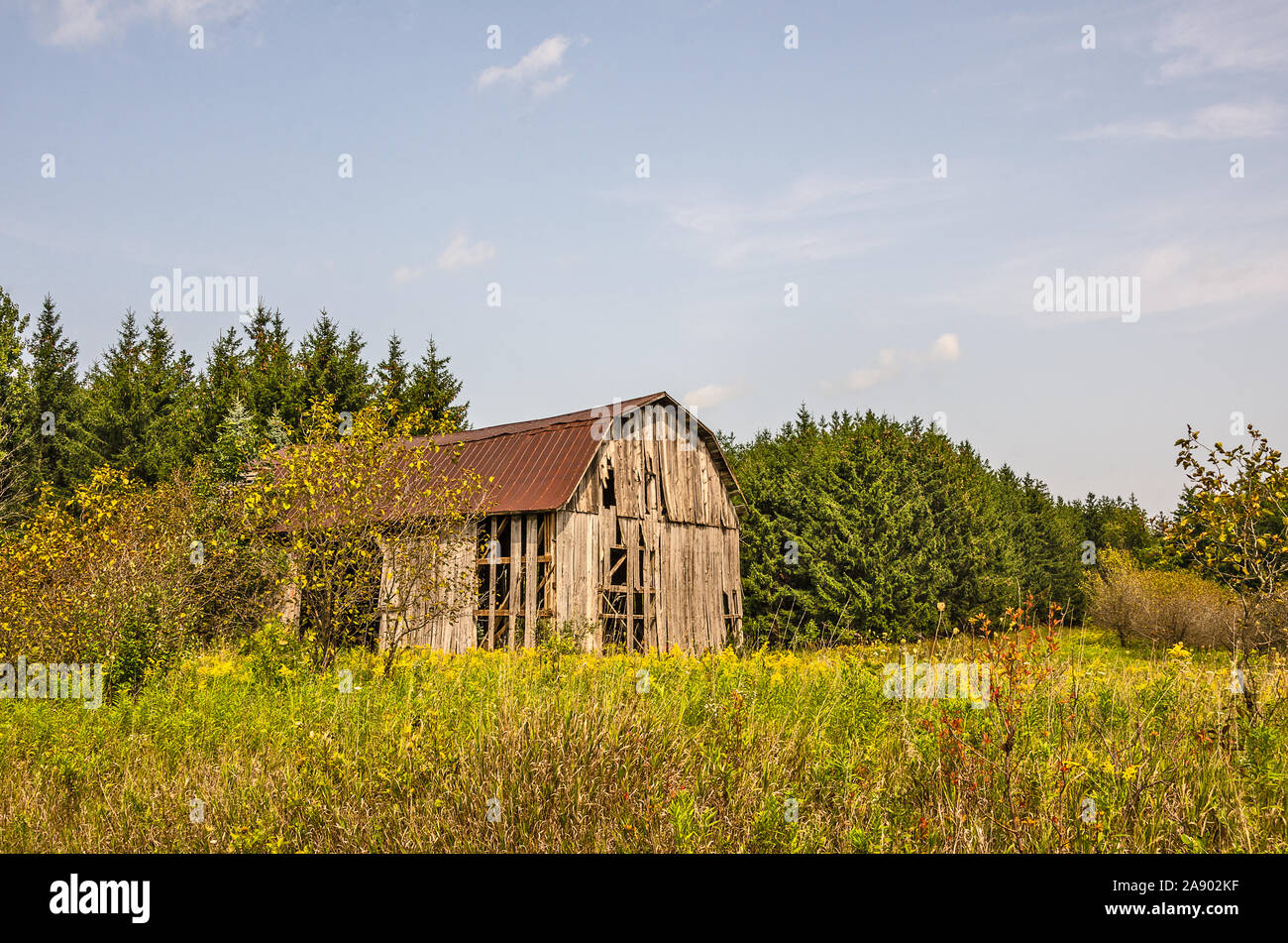 Rusty roof hi-res stock photography and images - Alamy
