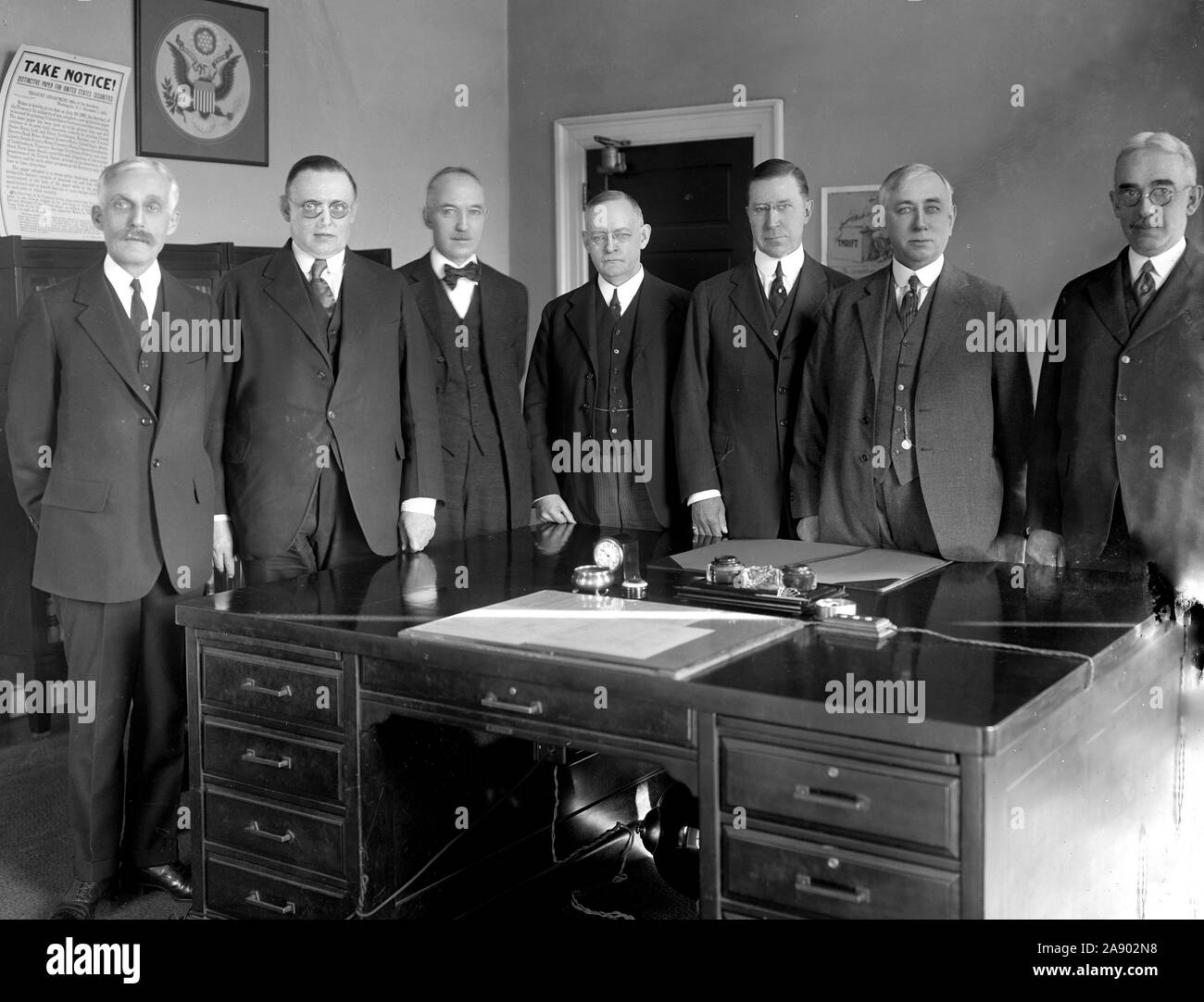 Early 1900s federal reserve board hi-res stock photography and images ...