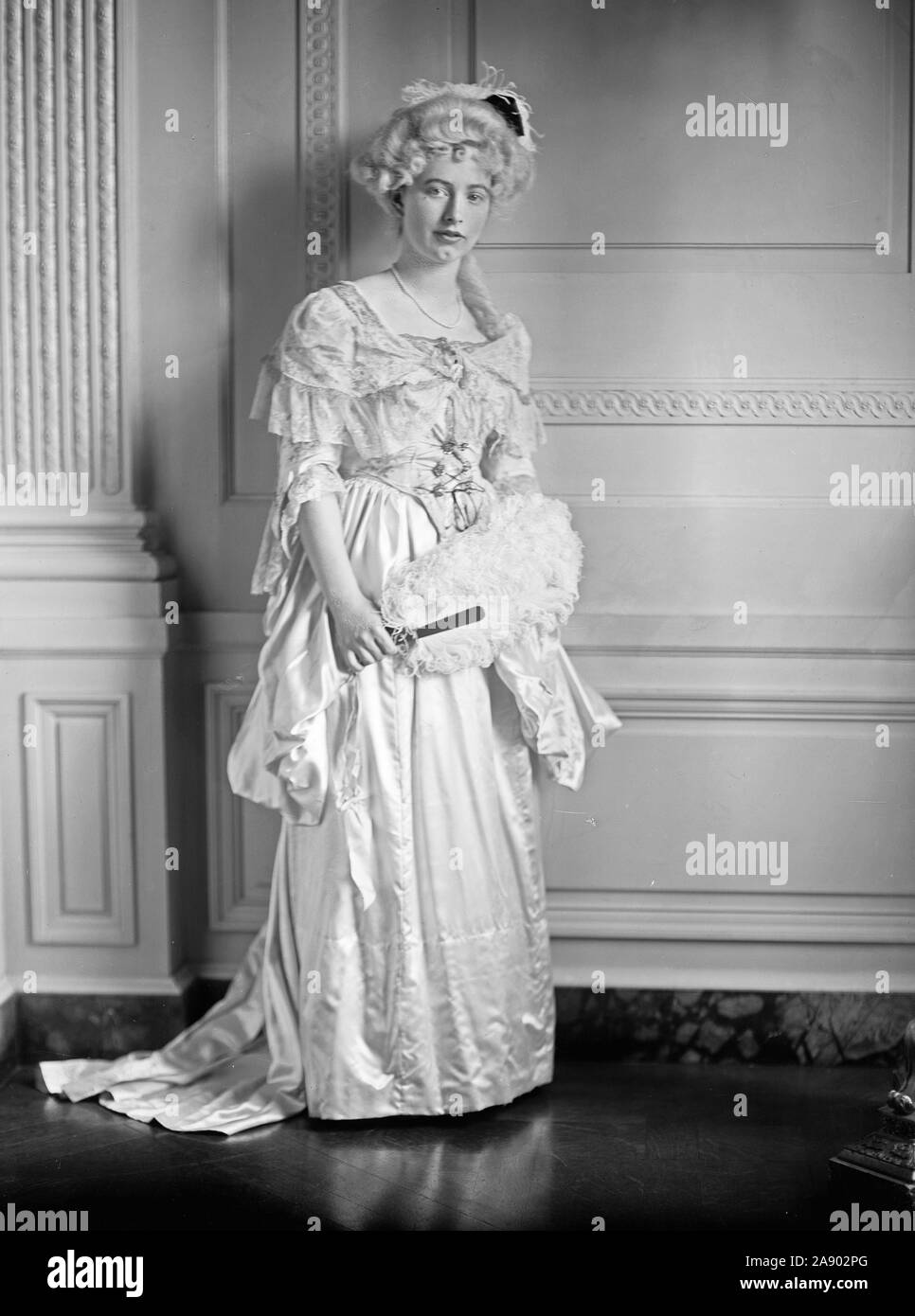 Miss Helen Taft, first daughter of William Howard Taft (taken ca. 1905 ...