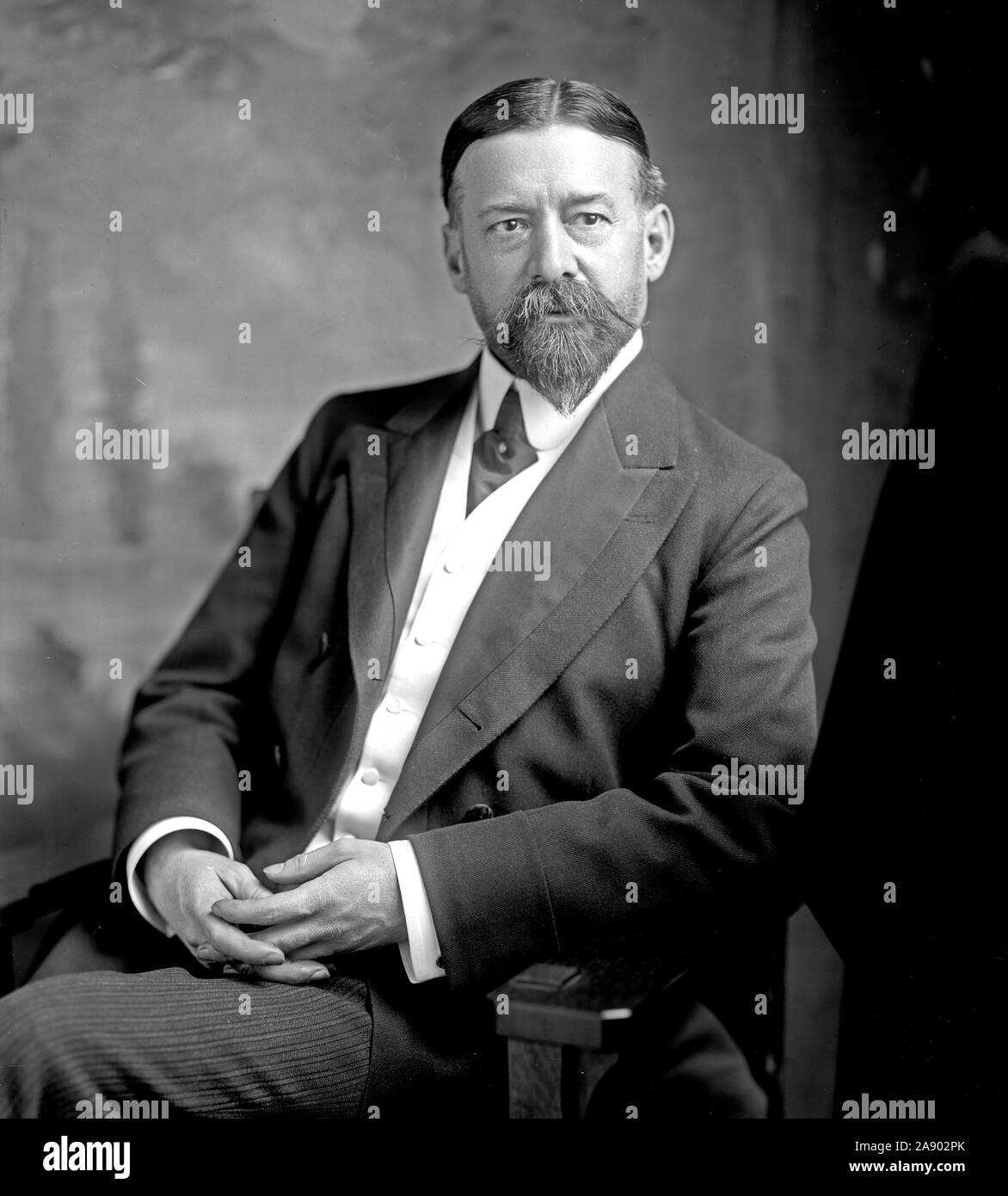 James creelman portrait hi-res stock photography and images - Alamy