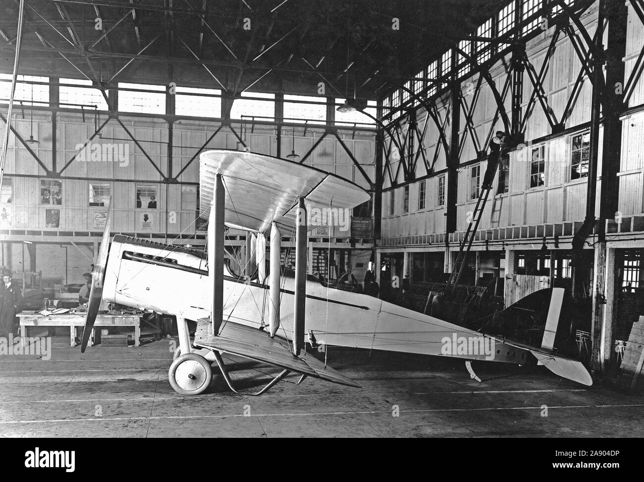 Standard airplane corporation hi-res stock photography and images - Alamy