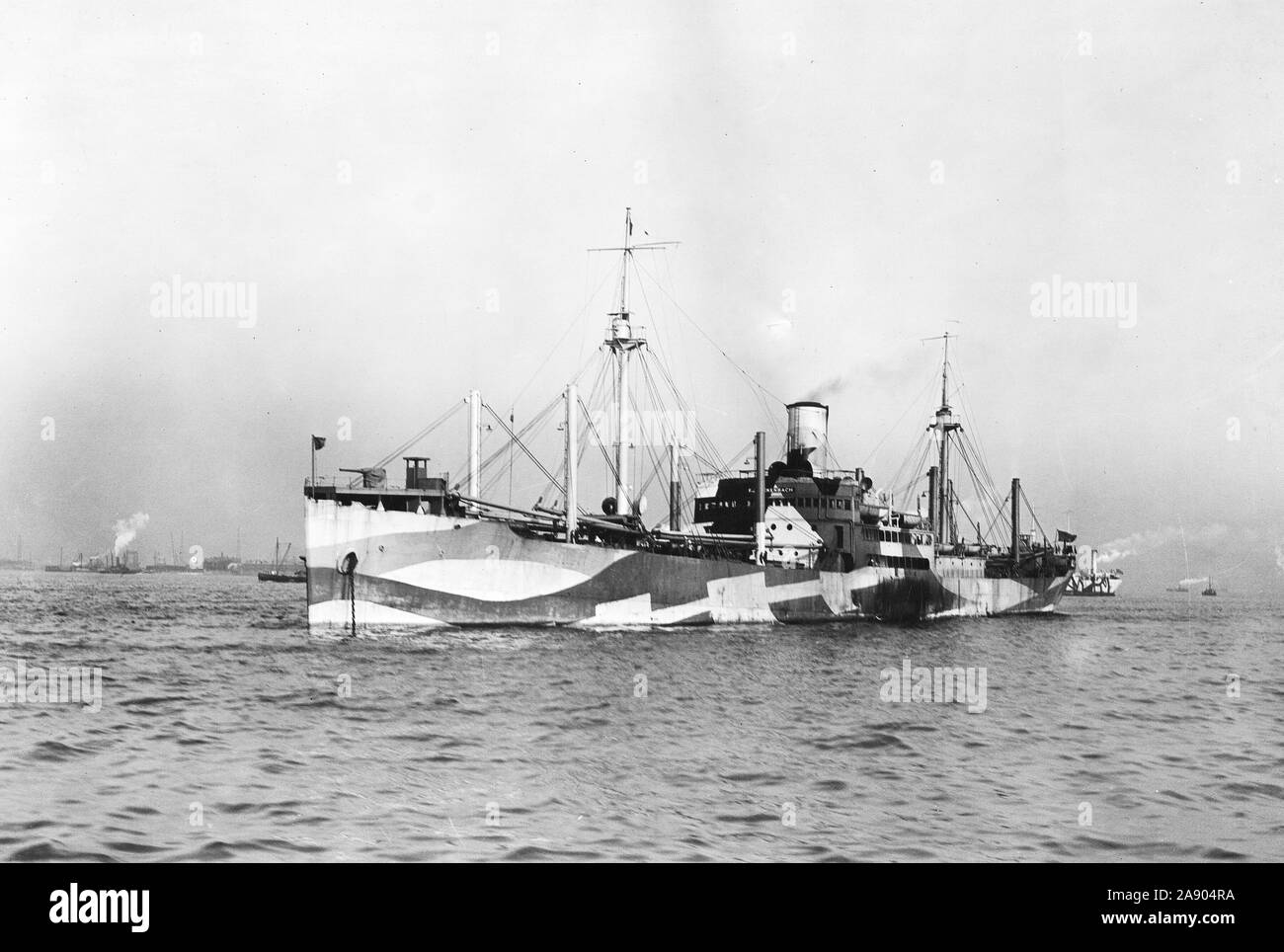 Camouflage world war i ships hi-res stock photography and images - Alamy