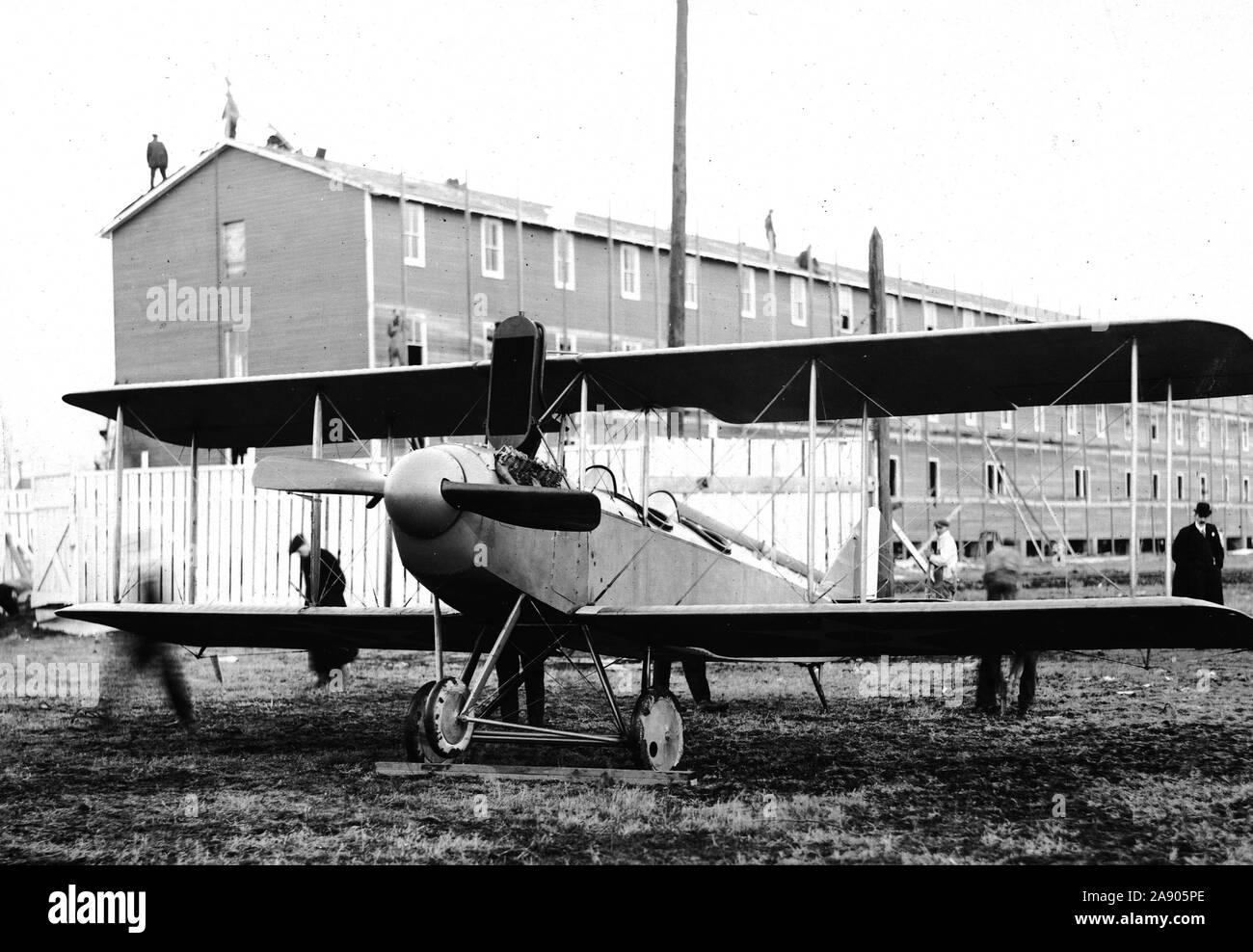 Standard airplane corporation hi-res stock photography and images - Alamy
