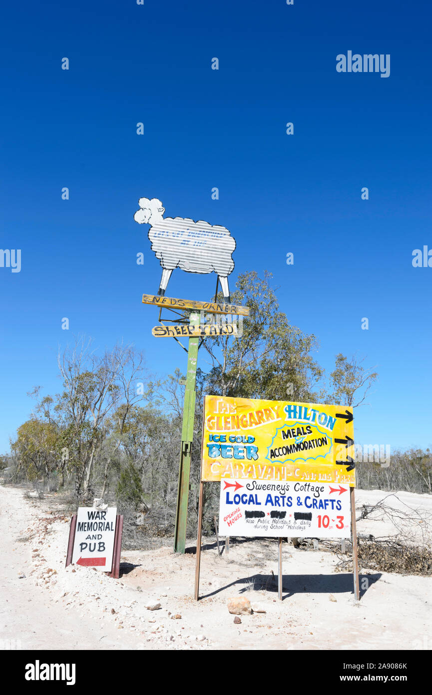 Pub sign australia hi-res stock photography and images - Alamy