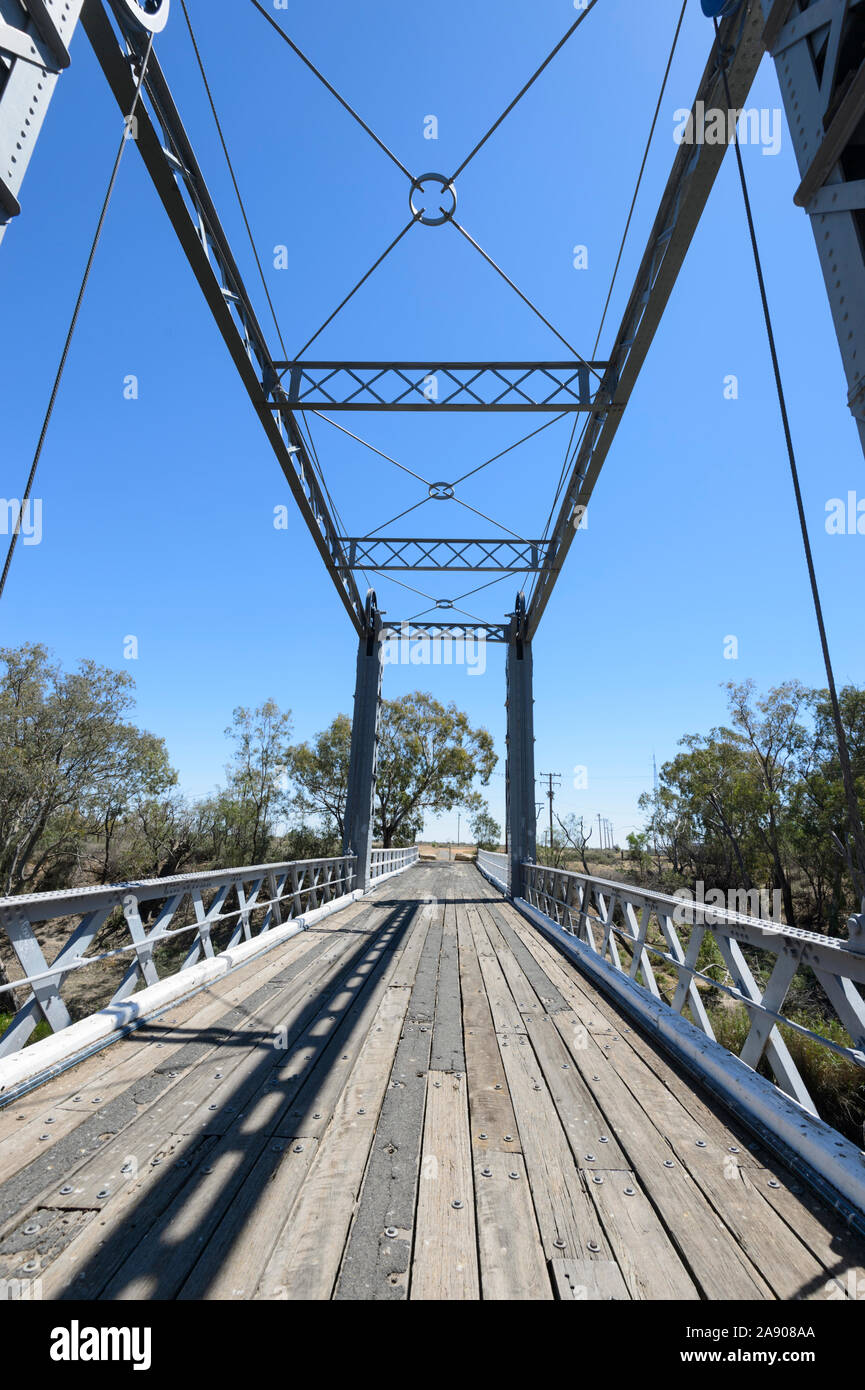 Lift bridges hi-res stock photography and images - Alamy