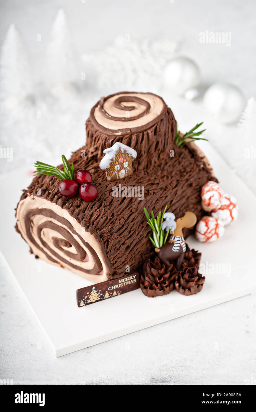 Yuletide Log
