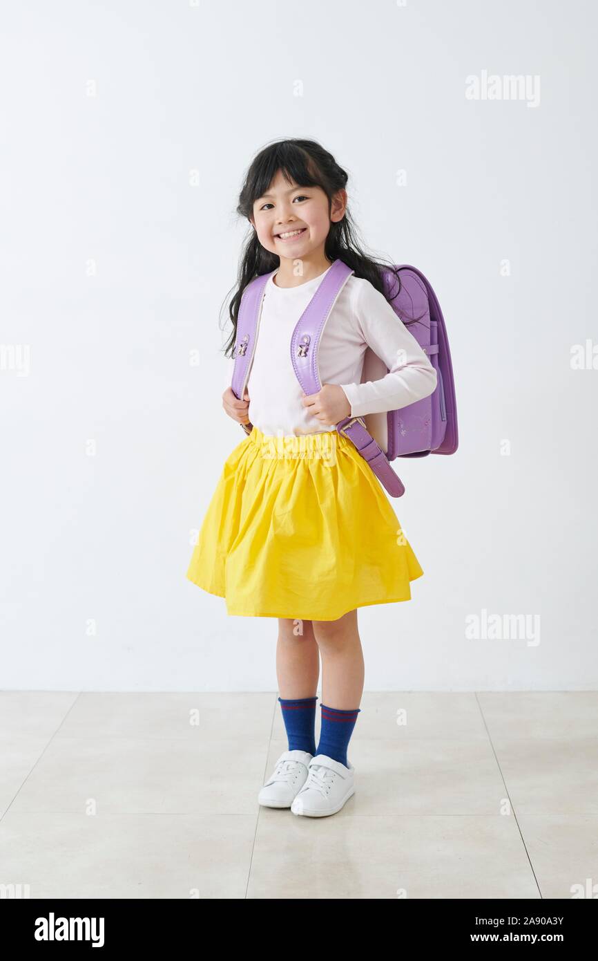 Japanese elementary school kid Stock Photo - Alamy