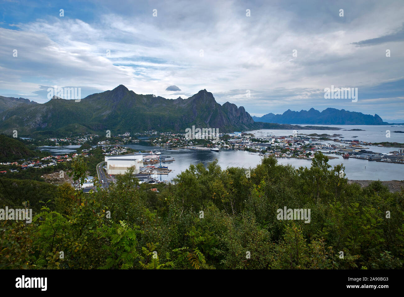 Lofoten svolvaer hi-res stock photography and images - Alamy