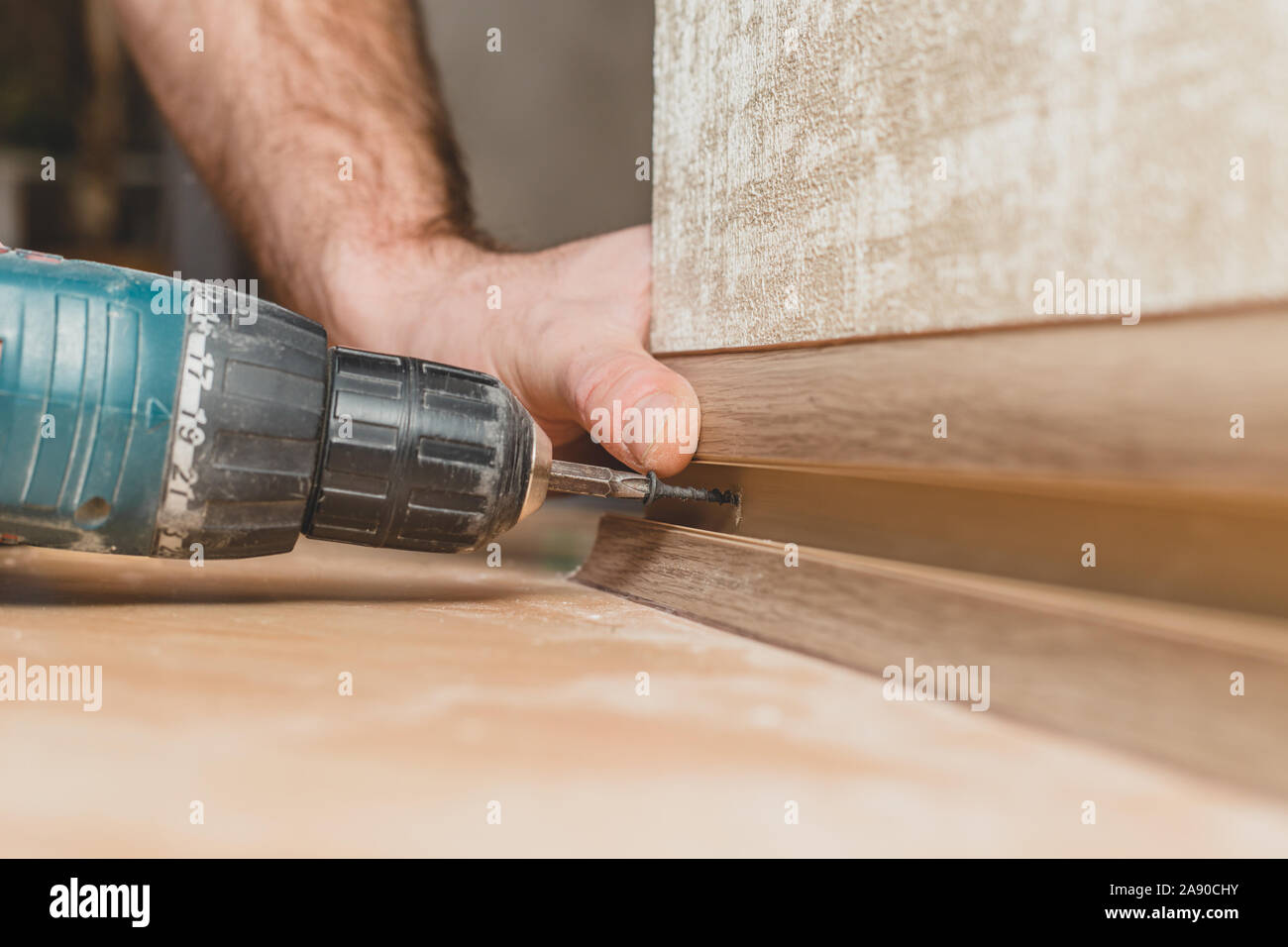 Technology installation and installation of plastic floor plinth - the ...