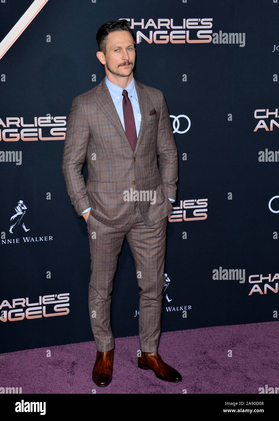 Jonathan tucker charlie’s angels hi-res stock photography and images ...