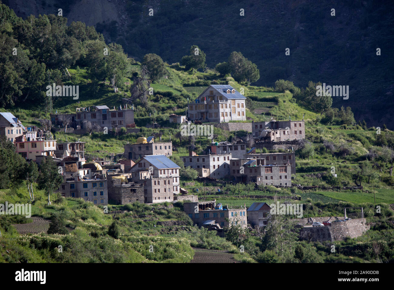 Jispa dwelling and mountain view, Himachal Pradesh, India Stock Photo ...