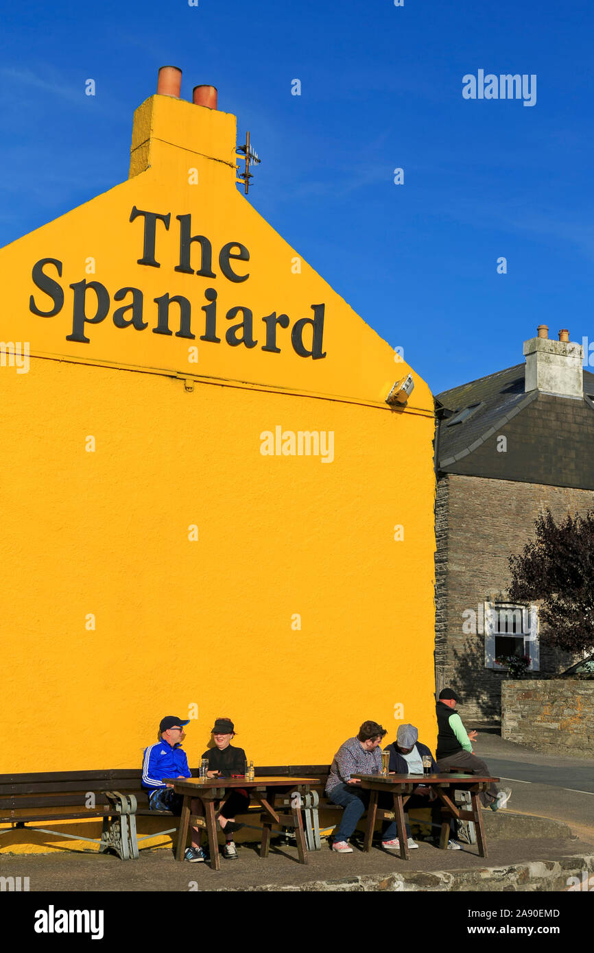 Spaniard hi-res stock photography and images - Alamy