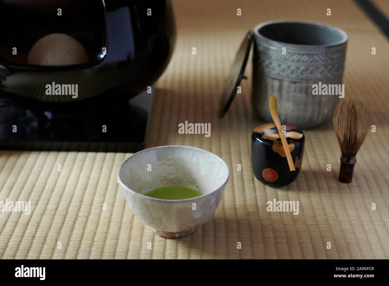 Japanese traditional tea ceremony Stock Photo - Alamy