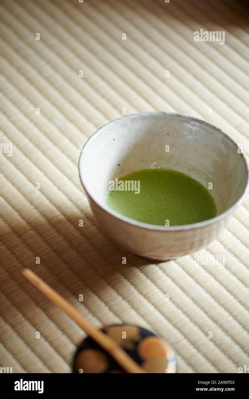 Japanese traditional tea ceremony Stock Photo - Alamy