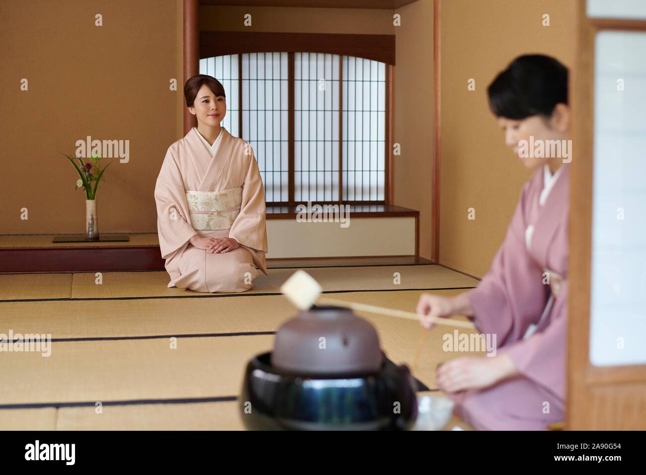 Japanese traditional tea ceremony Stock Photo - Alamy